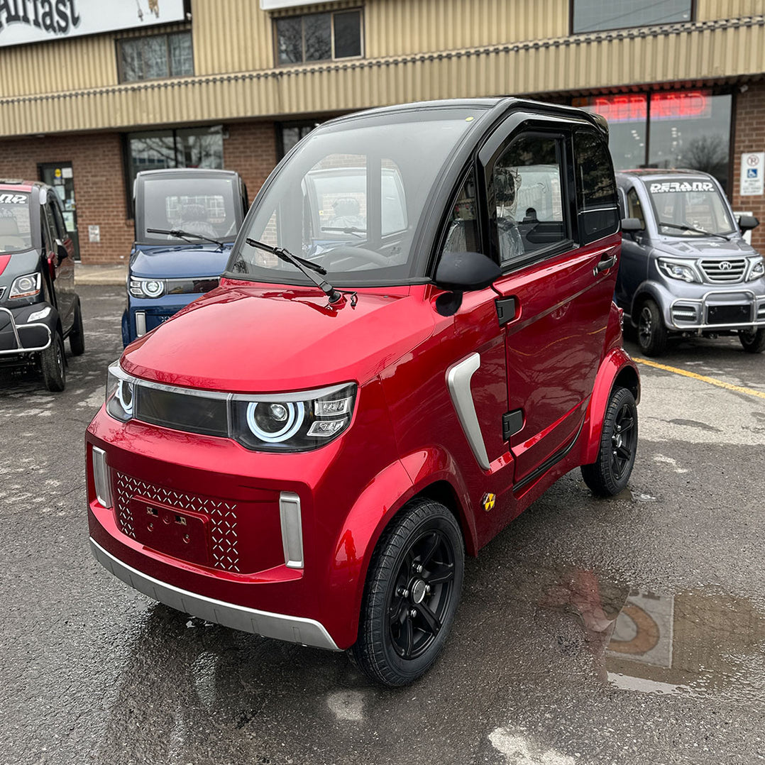 ET4 Spark Fully Enclosed Mobility Scooter - Derand Motorsports